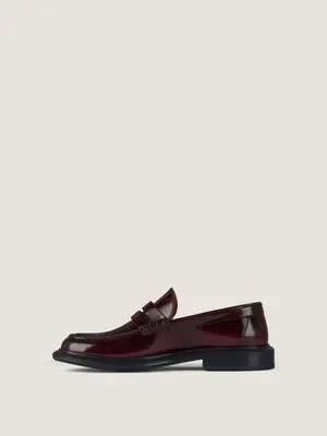 Givenchy Gent Loafers In Brushed Leather - Burgundy