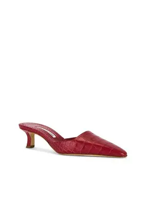 Manolo Blahnik Moiramu 50 Pumps