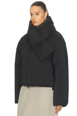 Alexander Wang Cropped Puffer Jacket With Detachable Scarf