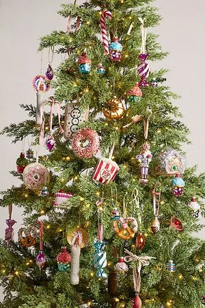 Free People Holiday Wishes 100-piece Ornament Bundle