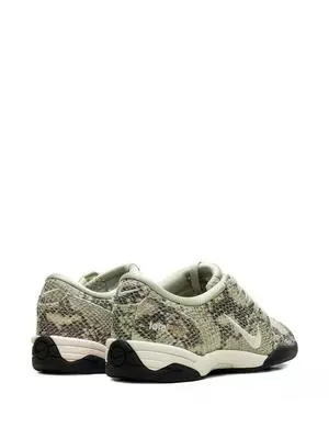 Nike Total 90 Lace-up Sneakers - Neutrals