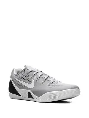 Nike Kobe Em Low-top Sneakers - Grey