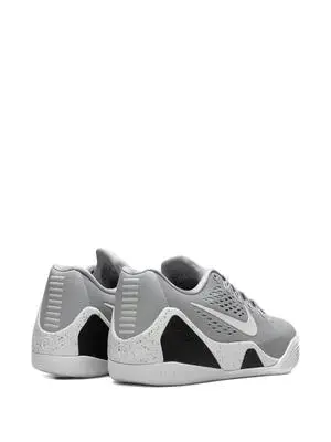 Nike Kobe Em Low-top Sneakers - Grey
