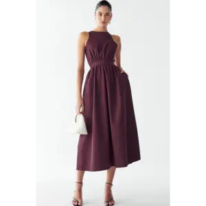 WILLA Liliana Fit And Flare Maxi Dress - Plum