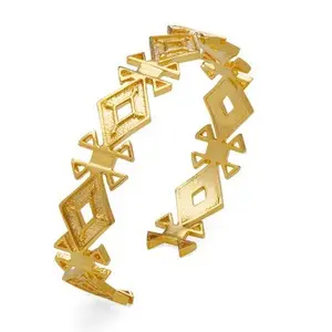 DHWANI BANSAL Safa Bracelet - Gold Plated