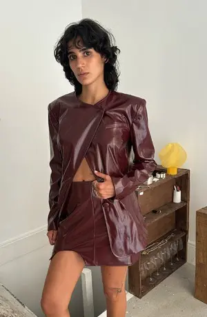 SAEMDI Mini Faux Patent Leather Skirt