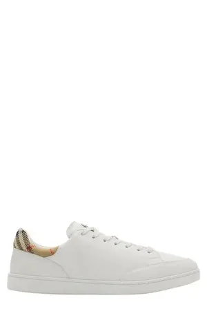Burberry Leather Low Top Sneaker - White/sand Ip Check