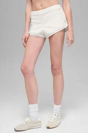 Alo Yoga Polar Fleece Retreat Short - Ivory