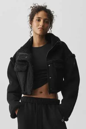 Alo Yoga Faux Shearling Cropped Jacket - Black