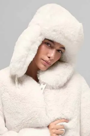 Alo Yoga Faux Fur Trapper Hat - Ivory