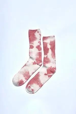 MEREDITH BRION Natural Dye Crew Socks - Wild Rosa