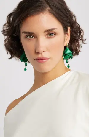 Nordstrom Petal Chandelier Drop Earrings - Dark Green- Gold
