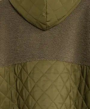 Echo Quilted Hooded Poncho - Olive
