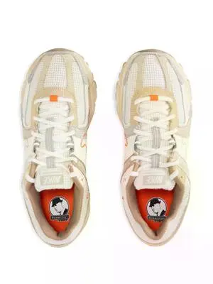 Nike Zoom Vomero 5 Sneakers