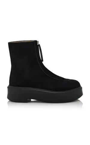 THE ROW Zipped Suede Boots - Black