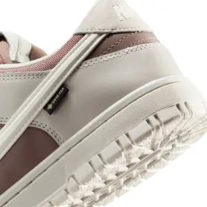 Nike Dunk Low Gore-tex Sneakers - Grey