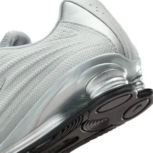 Nike Shox Z Shoes - Grey