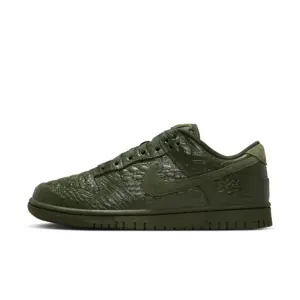 Nike Dunk Low Sneakers - Green