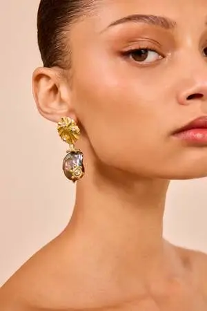 Ulla Johnson Pearl Dangle Earring