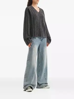 TOUT A COUP V-neck Long Sleeve Sweater