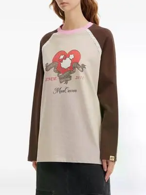 MINI CREAM Long-sleeve Graphic T-shirt