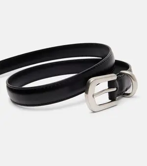 THE ROW Ring Leather Belt - Black