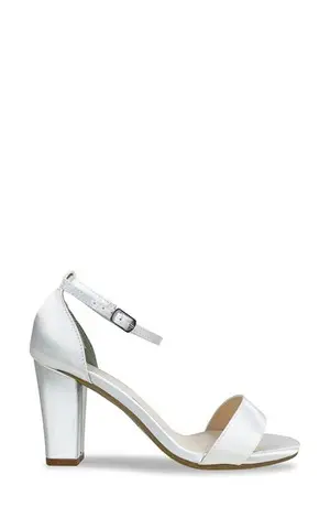 TOUCH UPS Maddox Ankle Strap Sandal