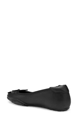 Aerosoles Onyx Ballet Loafer - Black