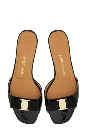 FERRAGAMO Vanilla Bow Slide Sandal - Nero Biscotto