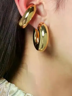 Éliou Varsity Ear Cuff