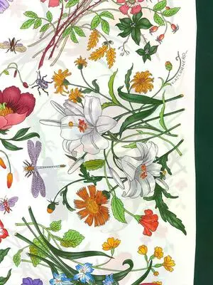 Gucci Flora Print Silk Scarf - White