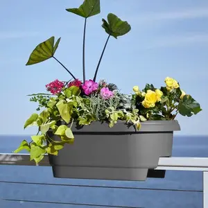 BLOEM Modica Deck Rail Round Planter