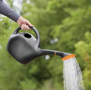 BLOEM Easy Pour Watering Can 1.6 Gallon