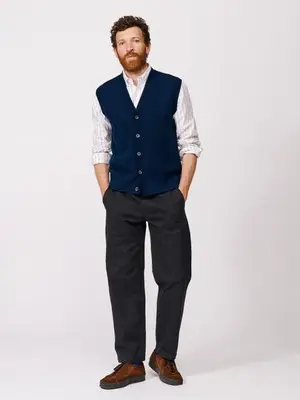AUBIN Portman 100% Wool Waistcoat - Navy