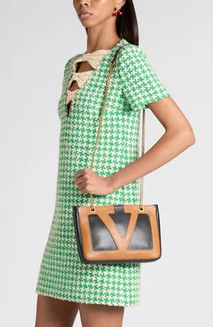 Valentino Garavani Small Viva Superstar Leather Tote