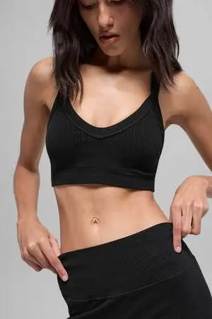 Alo Yoga Seamless Two Tone Rib Bra - Black