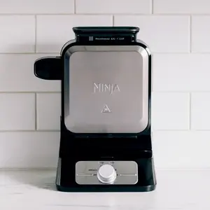 NINJA Bw1001 Belgian Waffle Maker Pro
