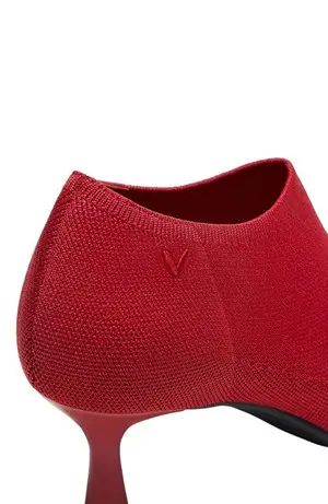 Vivaia Pointed-toe Mid-heel Boots With Detachable Knit Leg Warmers