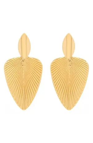 ST. MORAN Deco Drop Earrings - Gold