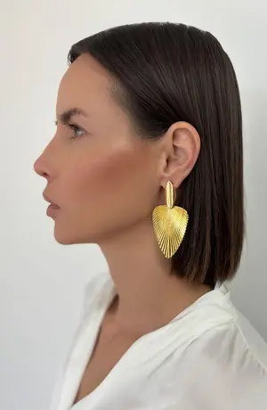 ST. MORAN Deco Drop Earrings