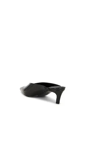 Schutz Loren Mid Pump
