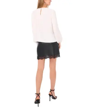 Vince Camuto Keyhole Cutout Top
