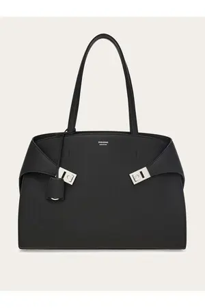 FERRAGAMO Hug Shoulder Bag - Black