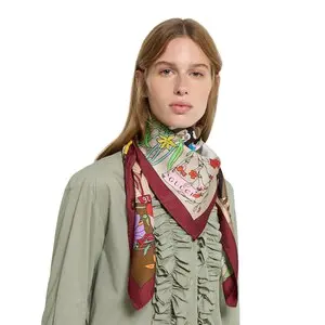 Gucci Printed Silk Twill Carr - Bordeaux