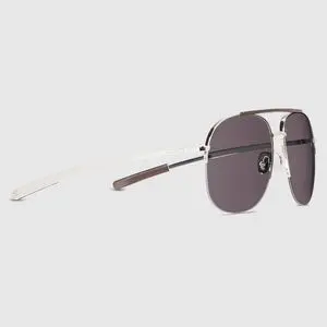 Gucci Navigator Sunglasses With Logo