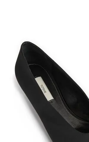 TOTEME Sharp Bow Kitten Pumps - Black