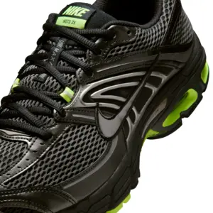 Nike Air Max Moto 2k - Black