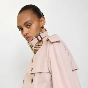 Burberry Cropped Mayfair Trench Jacket - Pale Sugar Pink