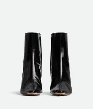 Bottega Veneta Sofia Ankle Trunk