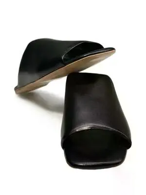LA ROSE Nappa Sabot Sandals - Black